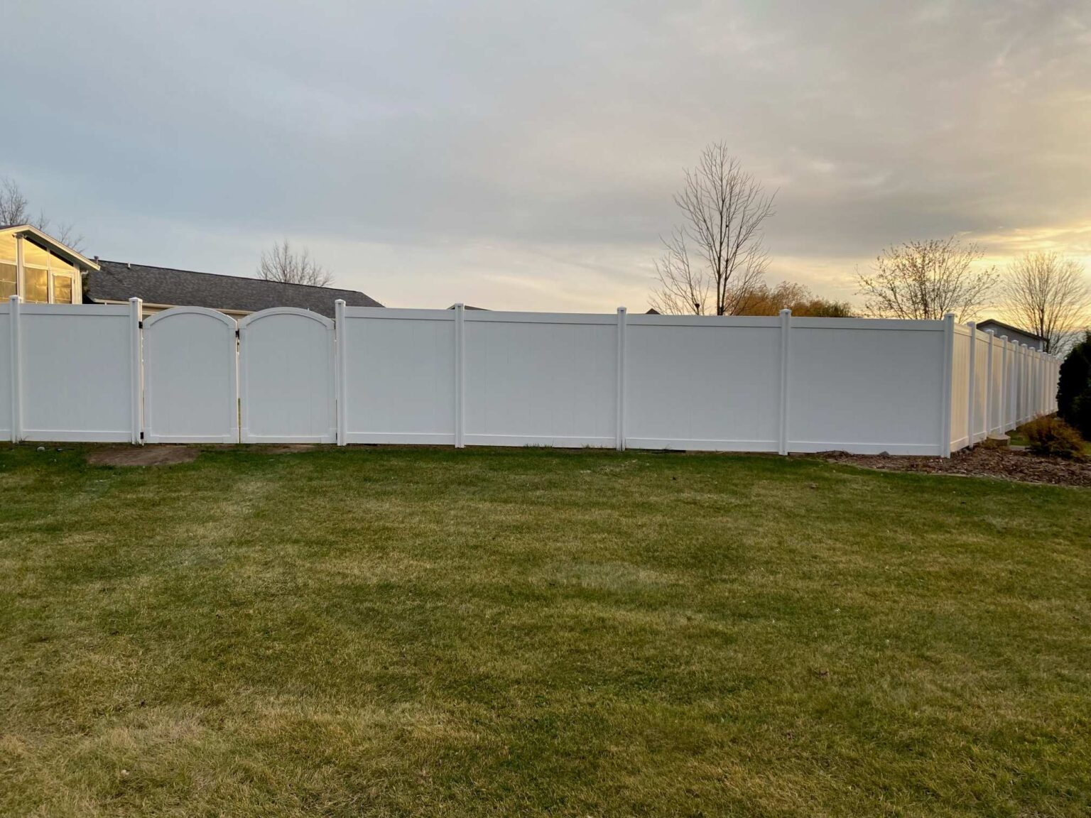 A Buying Guide for Privacy Fence